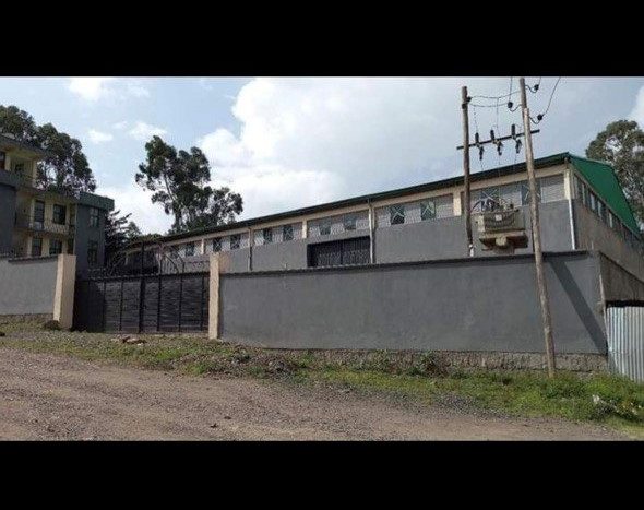 34. Kotebe Kara 2100 m² Manufacturing or Were House𞥑Store and office ...