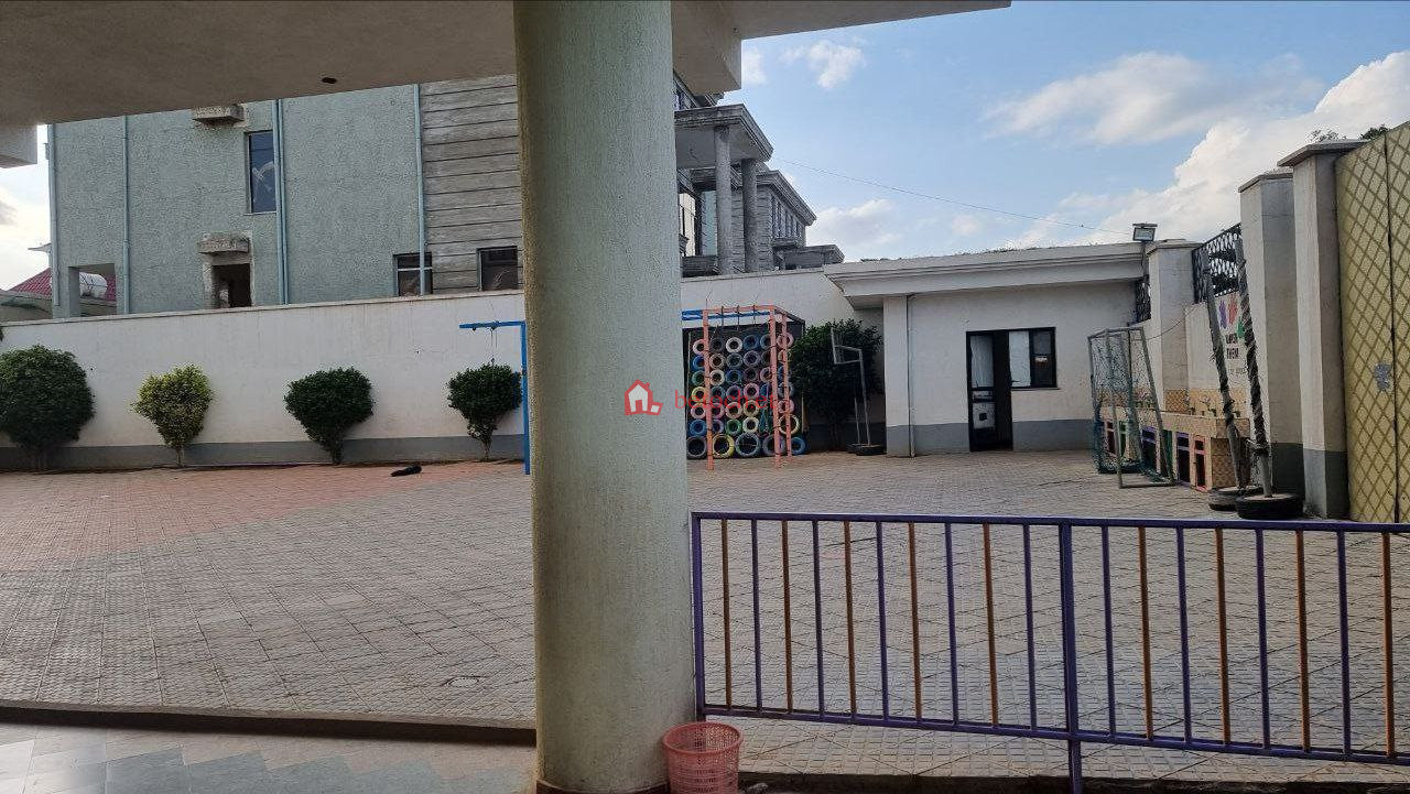 24. Summit 650 m² (120 m2 included ) G⁺1 Resident House Building ...